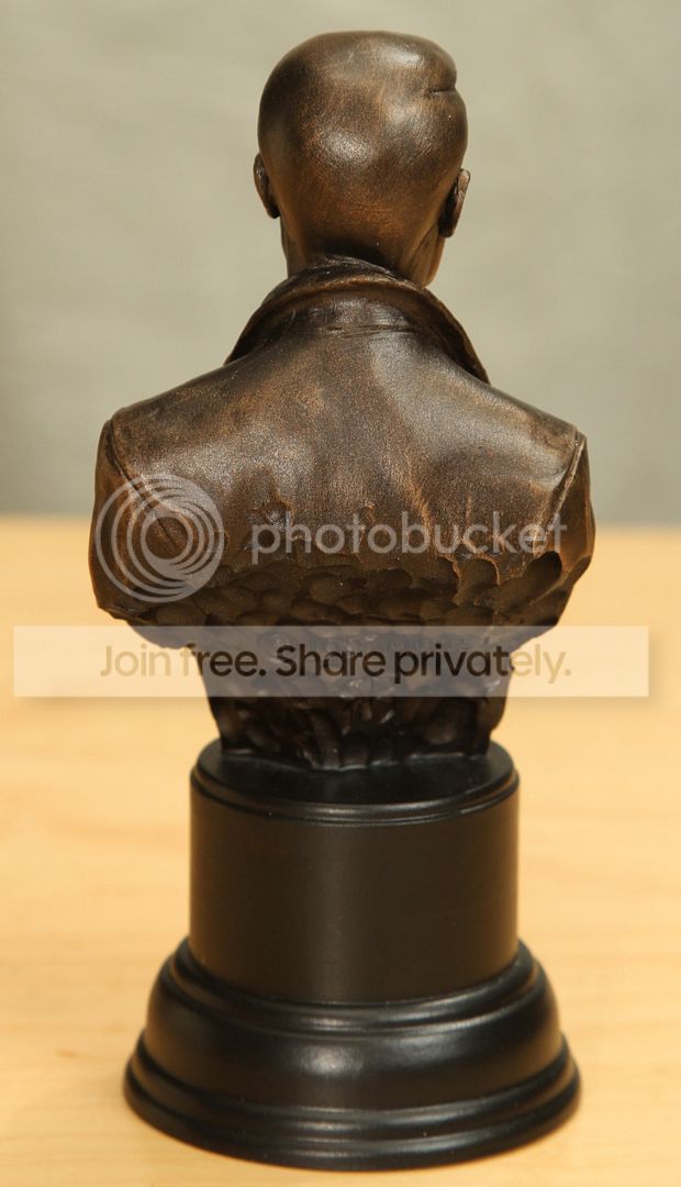 Bowen (Real) Bronze Hulk - Statue Forum